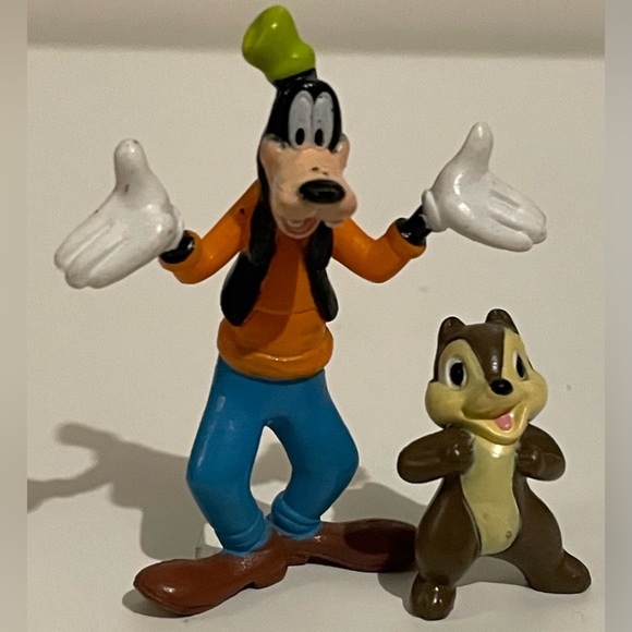 Disney | Toys | 2 Vintage Disney Figures Goofy And Chipmunk Action ...
